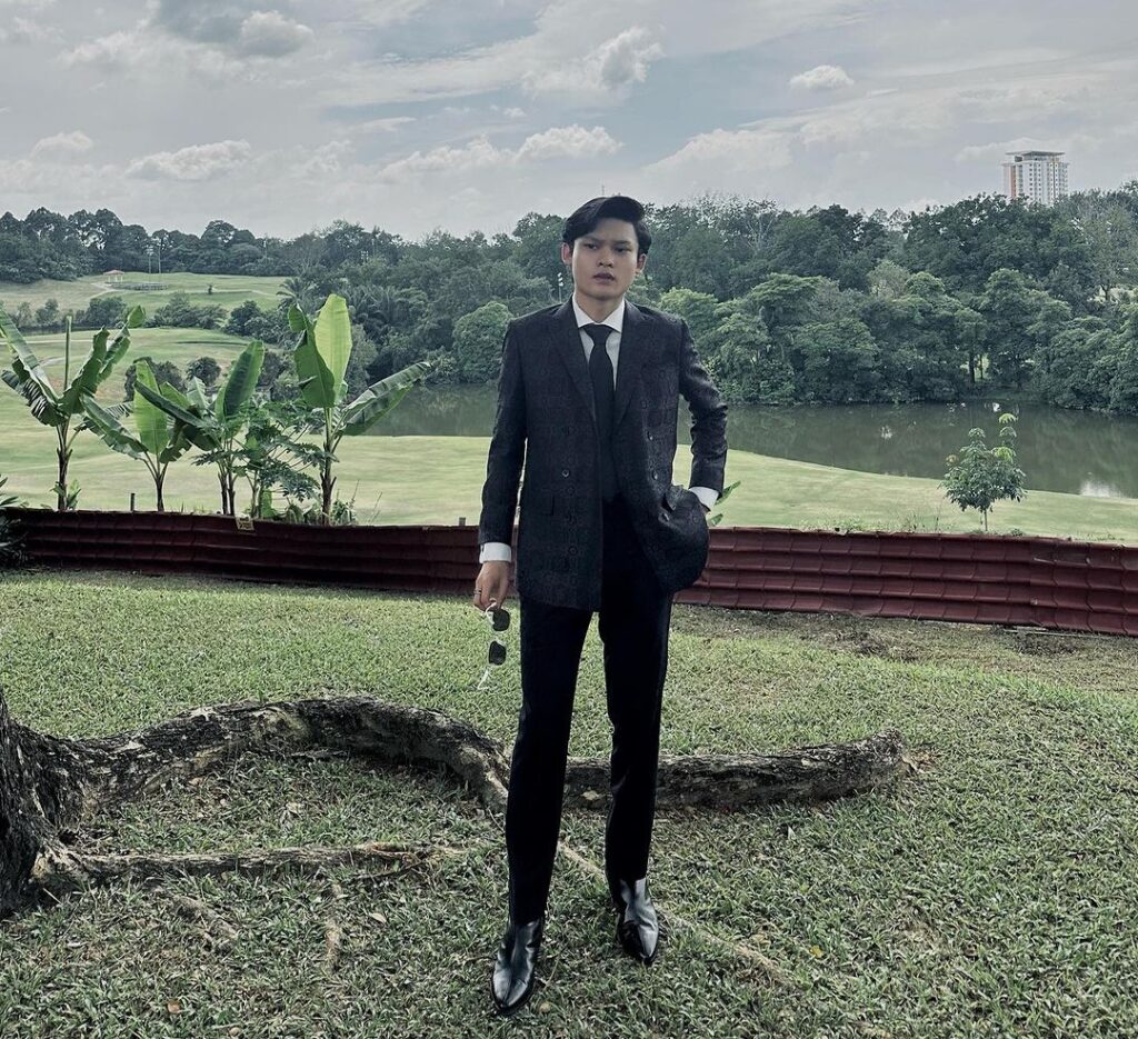 "Zack dan Azura 2024 haha, so cute" - Netizen - Media Puyu