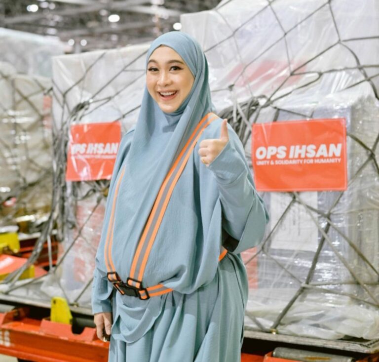 "Alhamdulillah MasyaAllah sedap nama, selamat berpantang Kak Dayah. Enjoy with your love ...